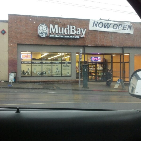 Mud Bay - Pet Store in Belltown