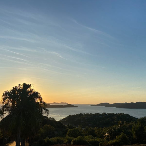 One Tree Hill - Scenic Lookout