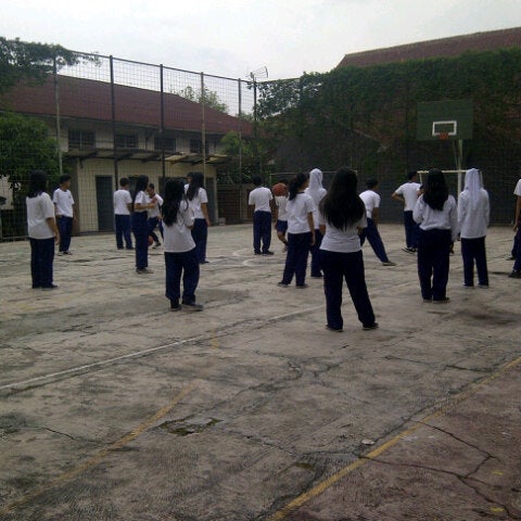 SMA Labschool UPI - High School in Bandung