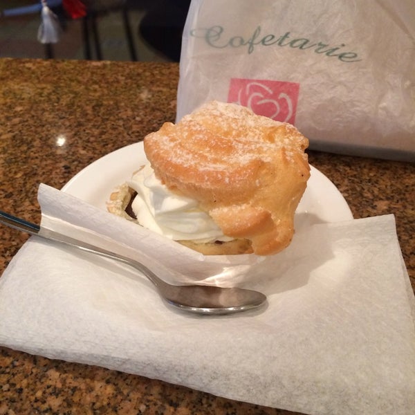 Cofetaria Constance - Tei - 3 tips