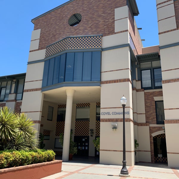 UCLA Covel Commons (Sunset Village) - Westwood - 200 DE Neve Dr