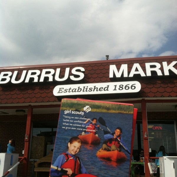 Burrus Red and White - Grocery Store
