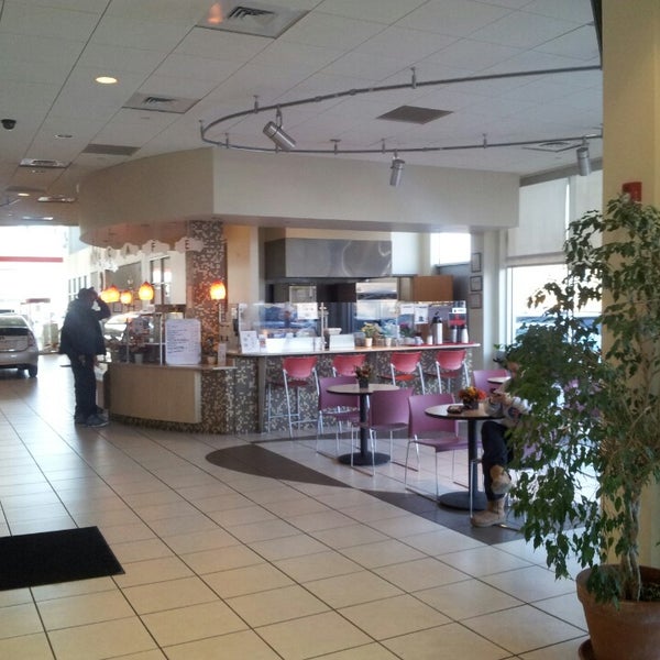 Expressway Toyota - Dorchester - 700 William T Morrissey Blvd