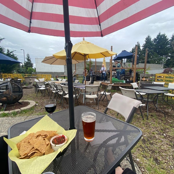 192 Brewing Tasting Room - Brewery in Central Kenmore