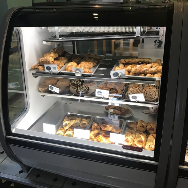 The Dockyard Pastry Shop & Bistro - Bakery in Sandys Parish