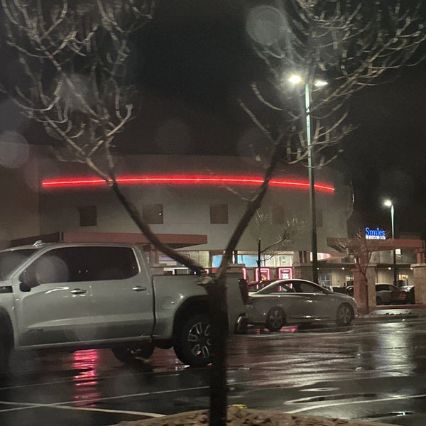 Sunset Corner Stadium 8 Theatres - 6 tips