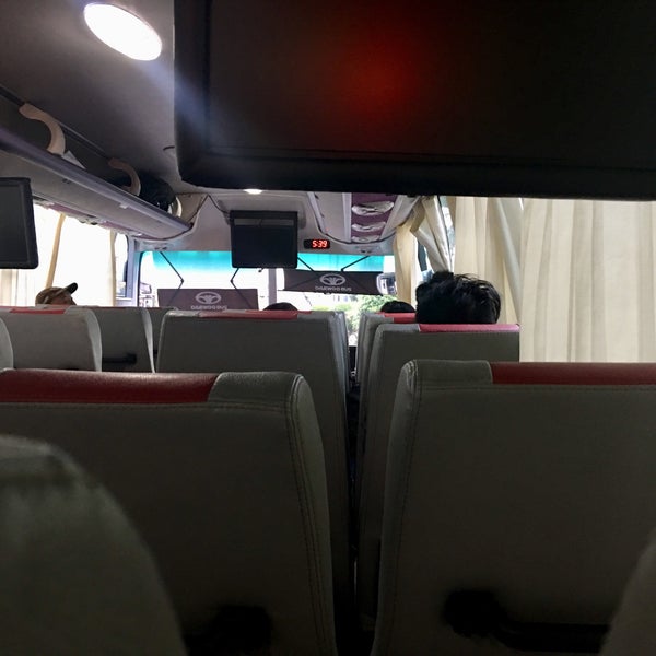 P2P Bus Terminal (Alabang Town Center) - Theater Dr