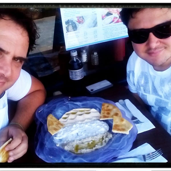 Vanoos Grillette - Mediterranean Restaurant in Pacific Beach