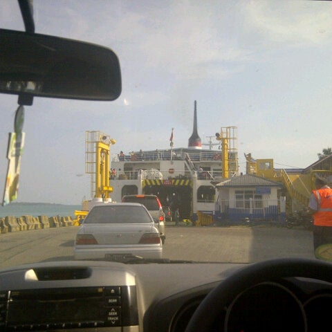 KMP. Royal Nusantara - Boat or Ferry