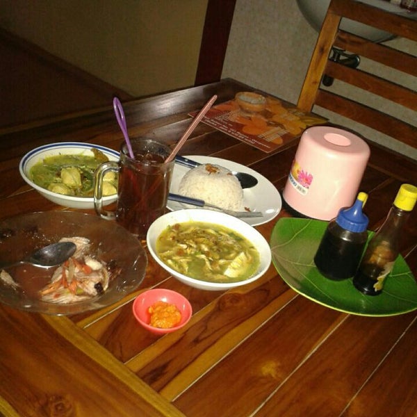 Warung Men Egar - Fast Food Restaurant in Denpasar