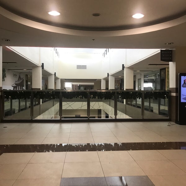 The Commerce Center - Alabang - 13 tips from 2409 visitors