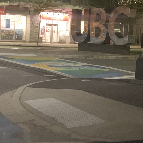 UBC Bus Loop - 버스 터미널