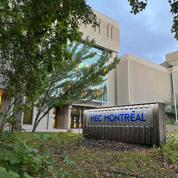 HEC Montréal - Édifice Decelles - University in Côte-des-Neiges