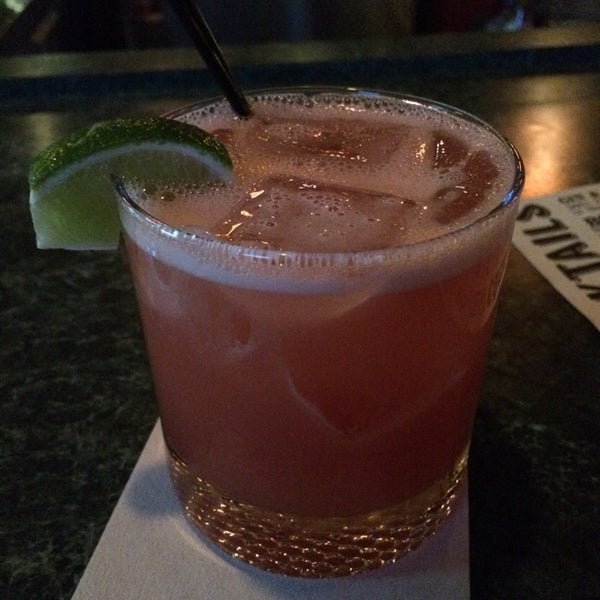 Filthy's Fine Cocktails & Beer - 12 tips from 372 visitors