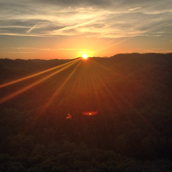 Chimney Top - Scenic Lookout