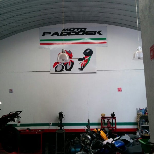 Moto paddock