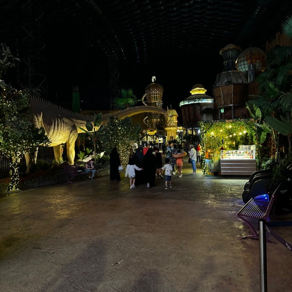 IMG Worlds of Adventure - 148 tips