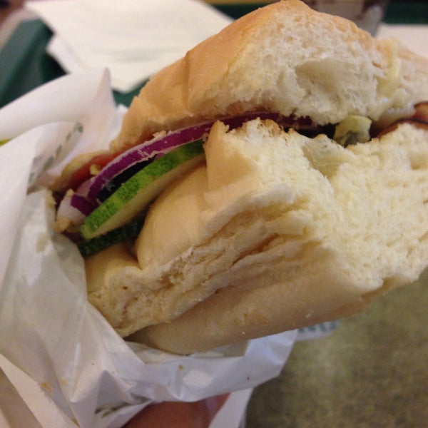 Subway - Sandwich Spot in Singapore