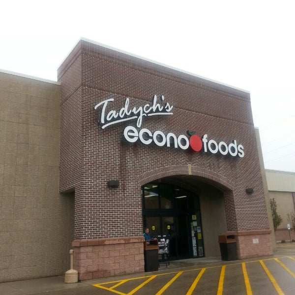 Tadych's EconoFoods - Brillion, WI