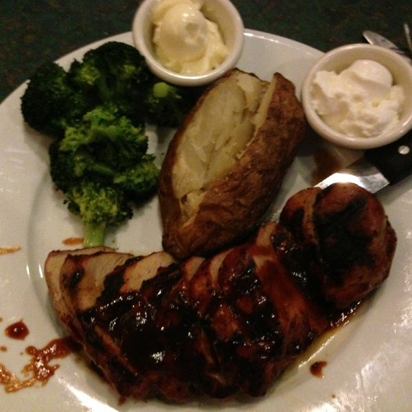 Smokey Bones Bar & Fire Grill - BBQ Joint in Fairview Heights