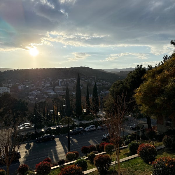 In the Shadow of Metekhi | მეტეხის ჩრდილში - Caucasian Restaurant in ...