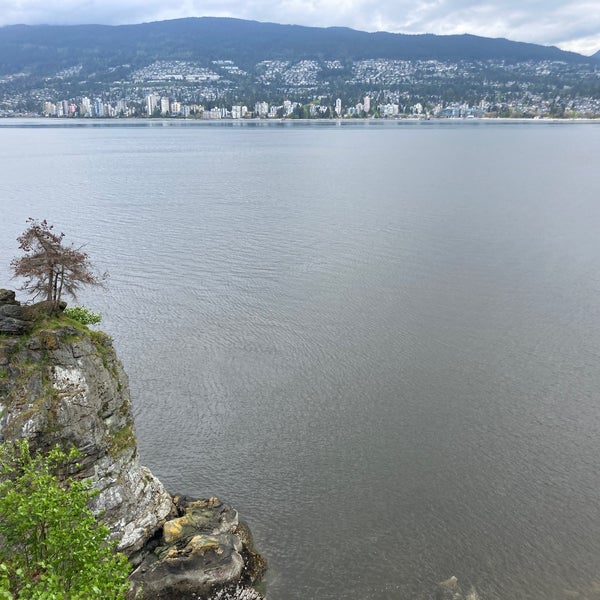 Siwash Rock - Scenic Lookout in Stanley Park