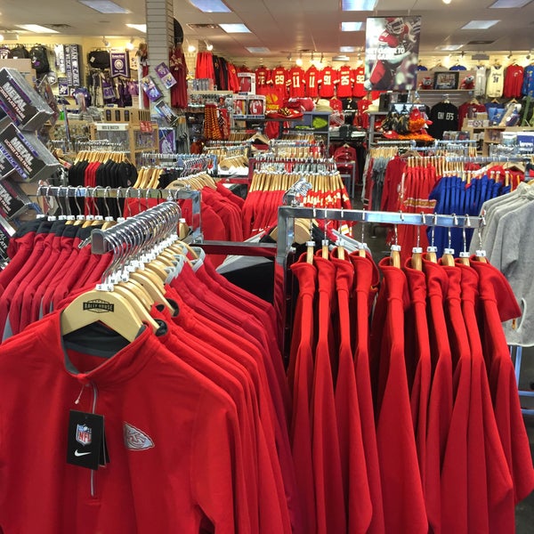 Kansas Sampler/Rally House Mission - Mission, KS