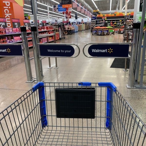 Walmart Supercenter - 16 tips from 1176 visitors