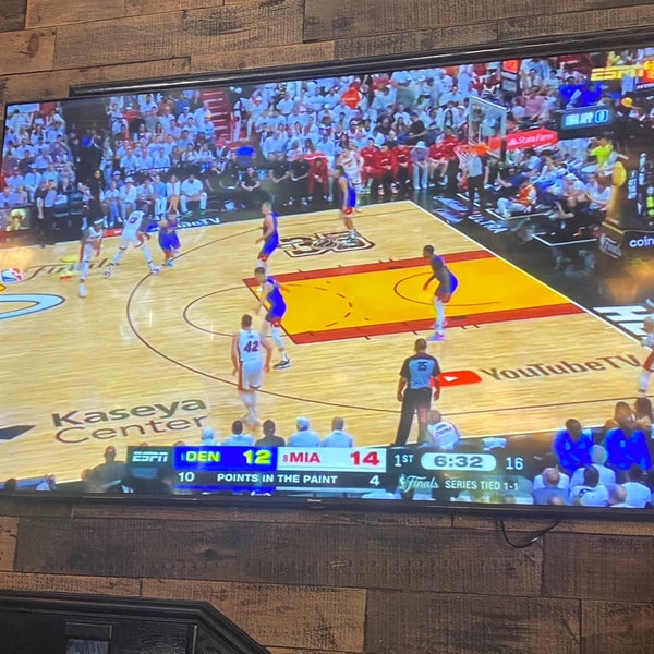 The Pint Public House - Downtown Vancouver - 38 tips