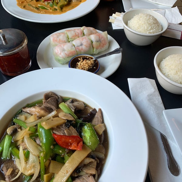 Thai Spoon - Thai Restaurant in South Loop