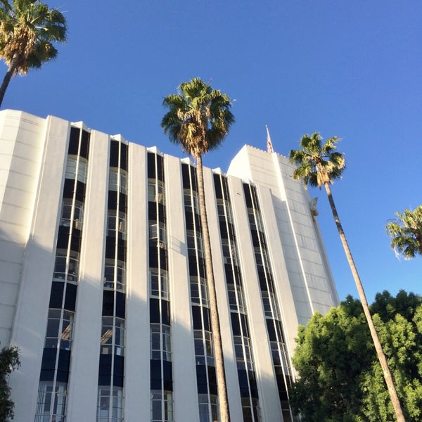 Farmers Insurance Group - Office in Los Angeles