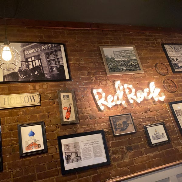 Red Rock Tavern - Hartford, CT
