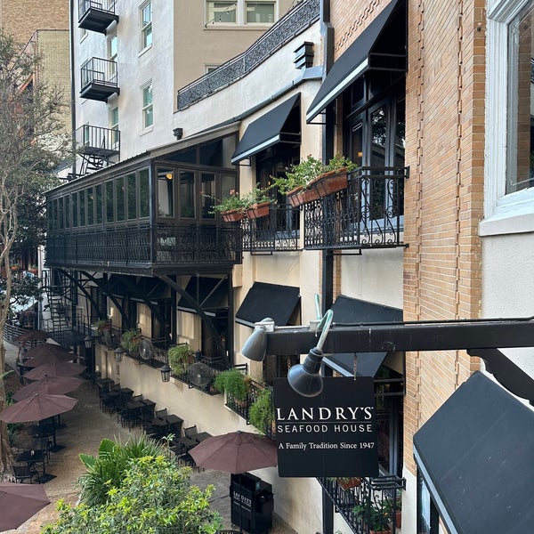 Landry's Seafood House - Seafood Restaurant