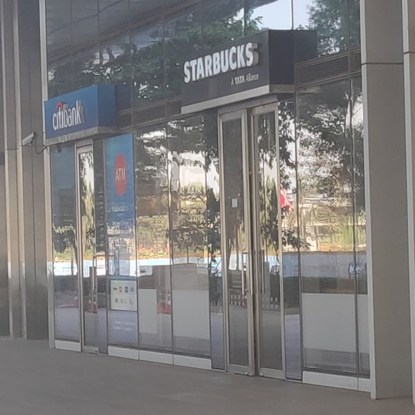 Starbucks Coffee: A Tata Alliance (Now Closed) - Bandra East - 25 tips