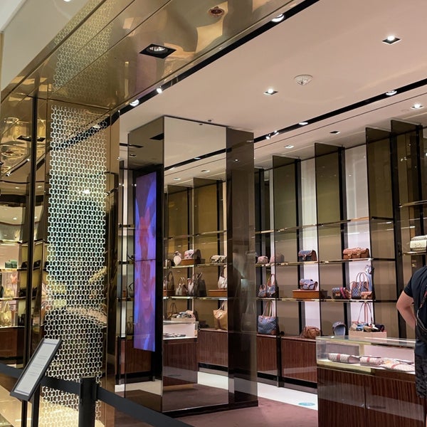 Saks Fifth Avenue - Downtown Troy - 13 tips from 1284 visitors