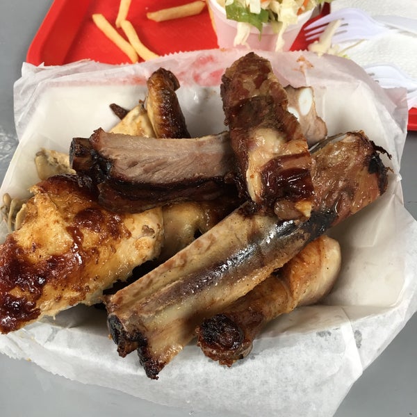 Photos at Reddi Chick - American Restaurant in Brentwood