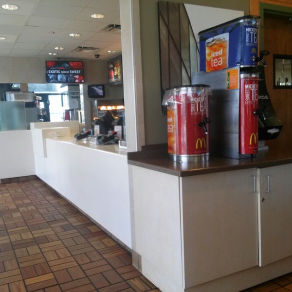 McDonald's - 1980 N Wickham Rd