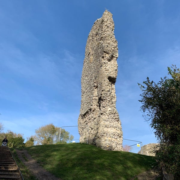 Bramber Castle - Bramber, West Sussex