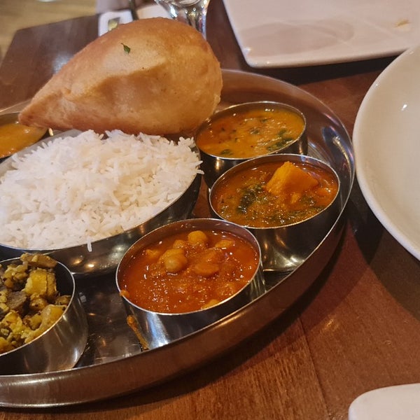 Tharavadu - Indian Restaurant in Leeds