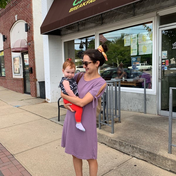 Carver's - 38 1st Ave