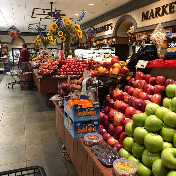 AJ's Fine Foods - Resort Corridor - 21 tips