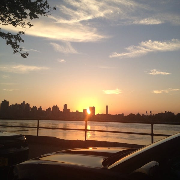 The Strip - Astoria Park - Scenic Lookout