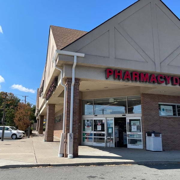 Walgreens - 4 tips from 505 visitors