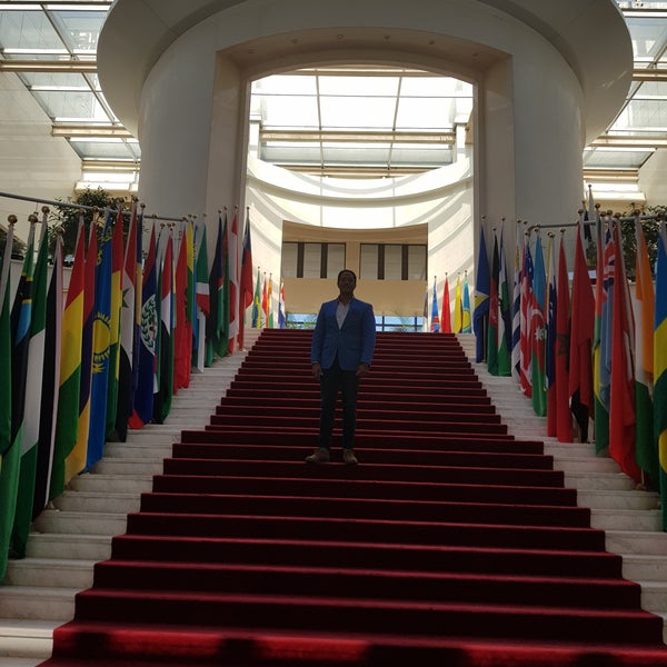 Academy for International Business Officials - AIBO/MOFCOM China ...