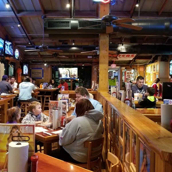 Hooters - Melbourne, FL