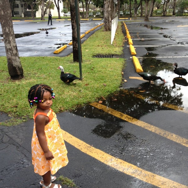 Vacation Village Welcome Center - Bonaventure - 357 Racquet Club Rd