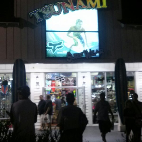 Tsunami Surf Shop - 4 tips from 723 visitors