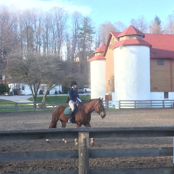 Sunnybrook Stables - Sunnybrook - York Mills - 1132 Leslie St.