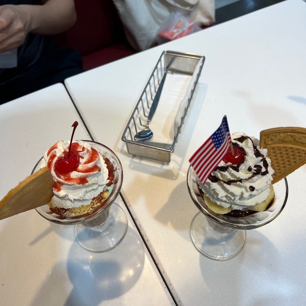 Swensen's (สเวนเซ่นส์) - Big C Rama 2