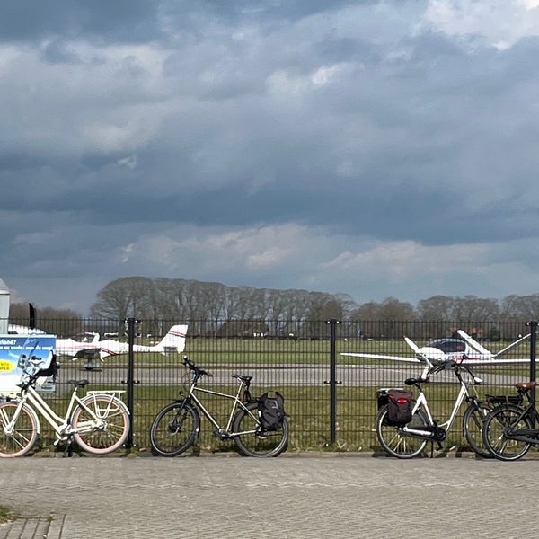 Teuge International Airport (EHTE) - 3 tips